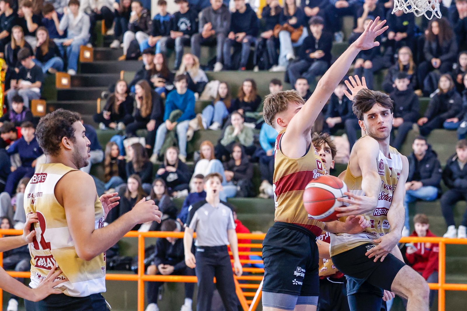 Il Pacinotti di Mestre difende la corona e si qualifica per le Madness ...